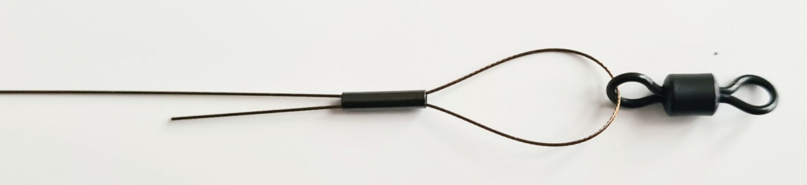 5 x Wire TRACE - Pike Fishing Dead Bait Rig! SINGLE HOOK - KORDA HOOKS ...