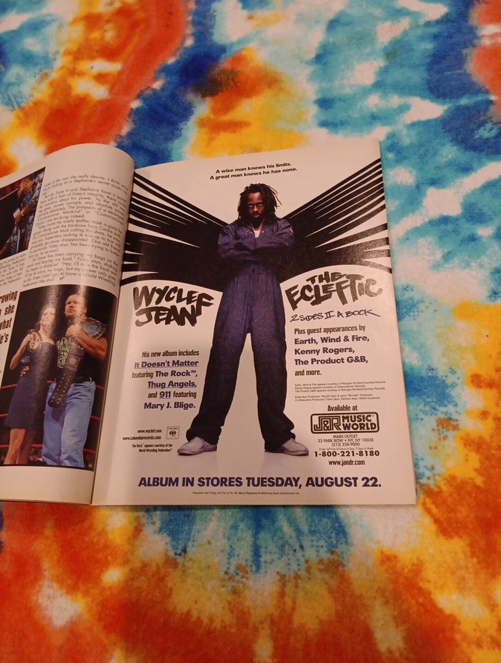WWE Magazine Oct. 2000 The Undertaker Stephanie McMahon With Hardy Boyz ...