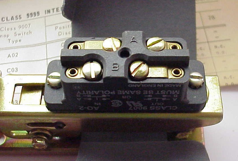 SQUARE D 9999 TYPE R-6 SINGLE POLE INTERLOCK KIT FOR DISCONNECT NIB ...