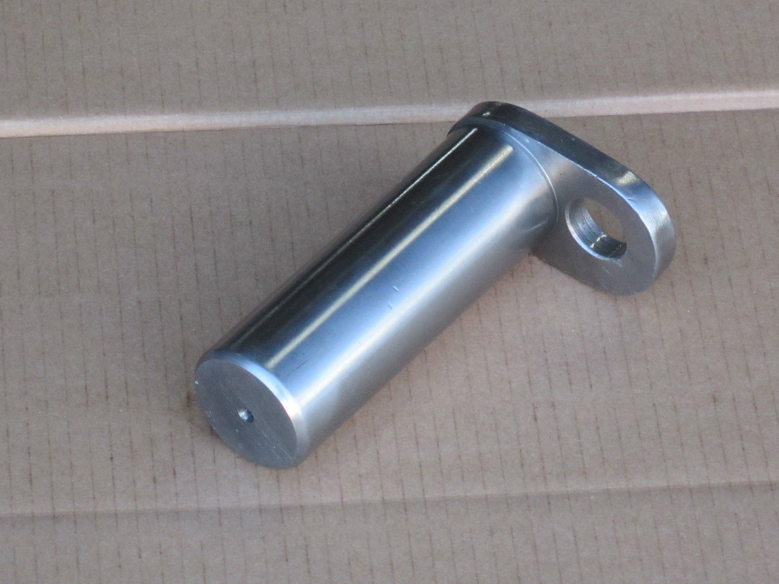 FRONT AXLE PIVOT PIN SOLID FOR MASSEY FERGUSON MF TO-20 TO-30 TO-35 | eBay