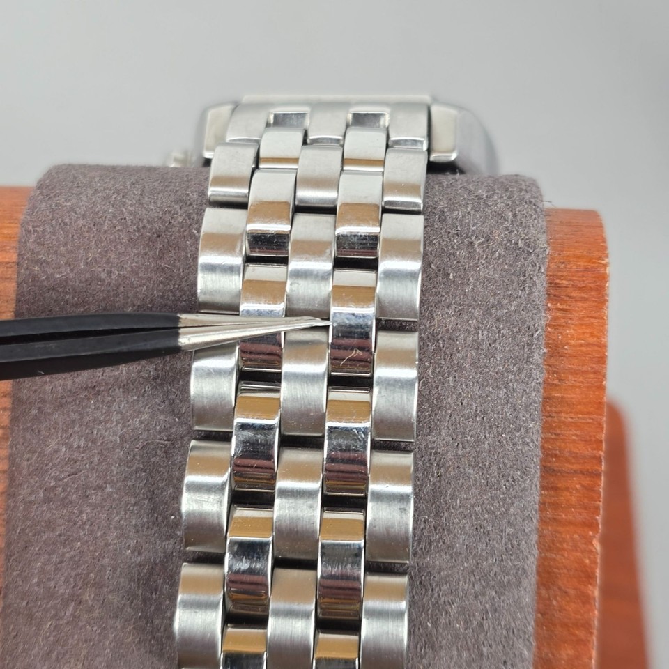 Invicta Diablo II Model 9052 Day Date Month Blue Dial Stainless Tank ...