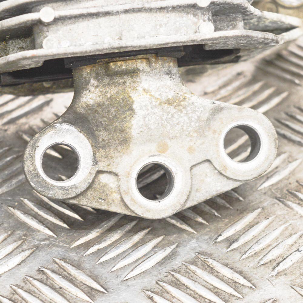 Opel Vauxhall Zafira C P12 Engine Mount Bracket Right 13347453 1.4 ...