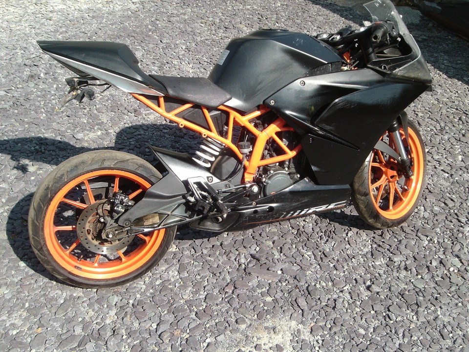 KTM RC 125 ECU BOSCH MOTRONIC FUEL INJECTION BRAIN 2016 VERY LOW ...