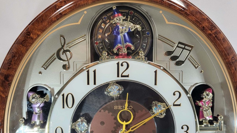 Amazing Seiko Melodies in Motion Clock QXM147BRH - 8 Melodies - 4 ...