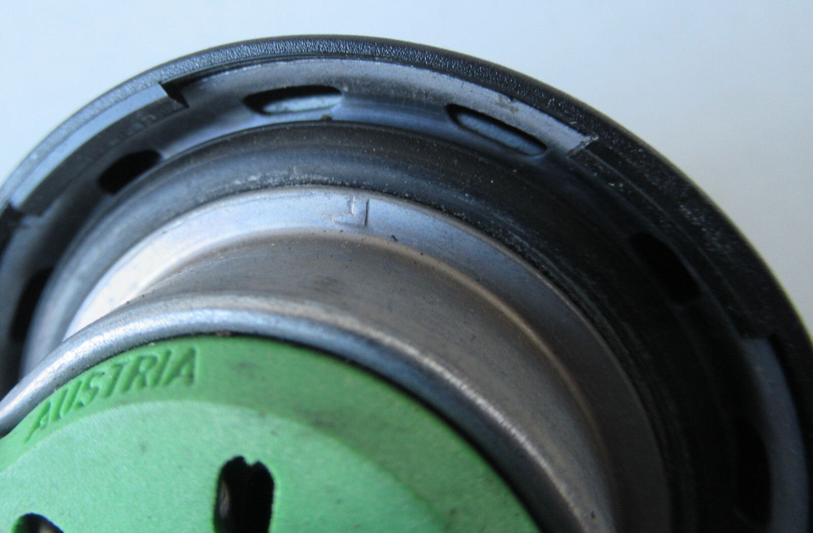 Genuine Used MINI Fuel Filler Cap for R50 R52 R53 R56 R55 R57 R58 R59 ...