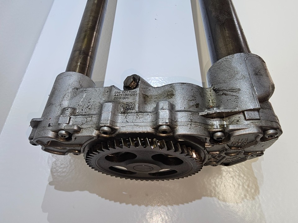 Detroit DD13 Oil Pump w/ Pickup Tube A4711801701 | eBay