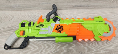 Nerf Zombie Strike Brainsaw Chainsaw Gun Blaster 2015 Hasbro C-022G ...