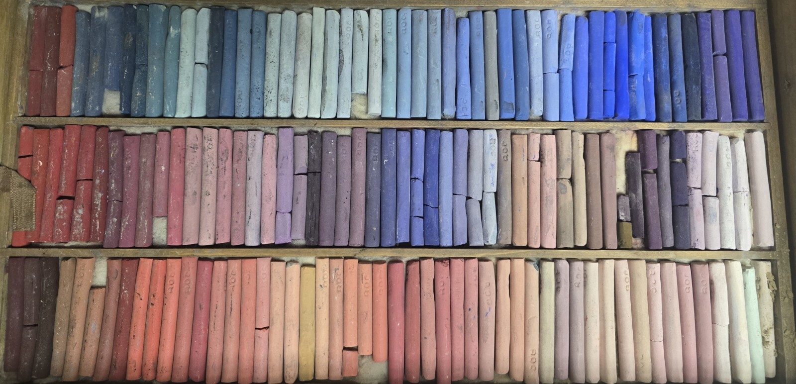 Henri Roche Complete Pastel Set of 450 in Wooden Box, 3 Trays | eBay