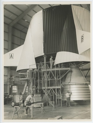 NASA, HUGE F-1 ENGINES, SATURN V THRUST STRUCTURE, 8X10 REPRINT ONLY | eBay