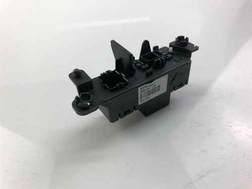 P2067 HYUNDAI SWITCH REGULATOR 93730-3Z250 | eBay