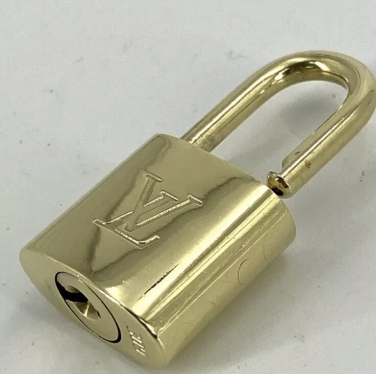 LOUIS VUITTON LOCK & KEY PADLOCK - COMES POLISHED FITS ALL BAGS BOX W ...