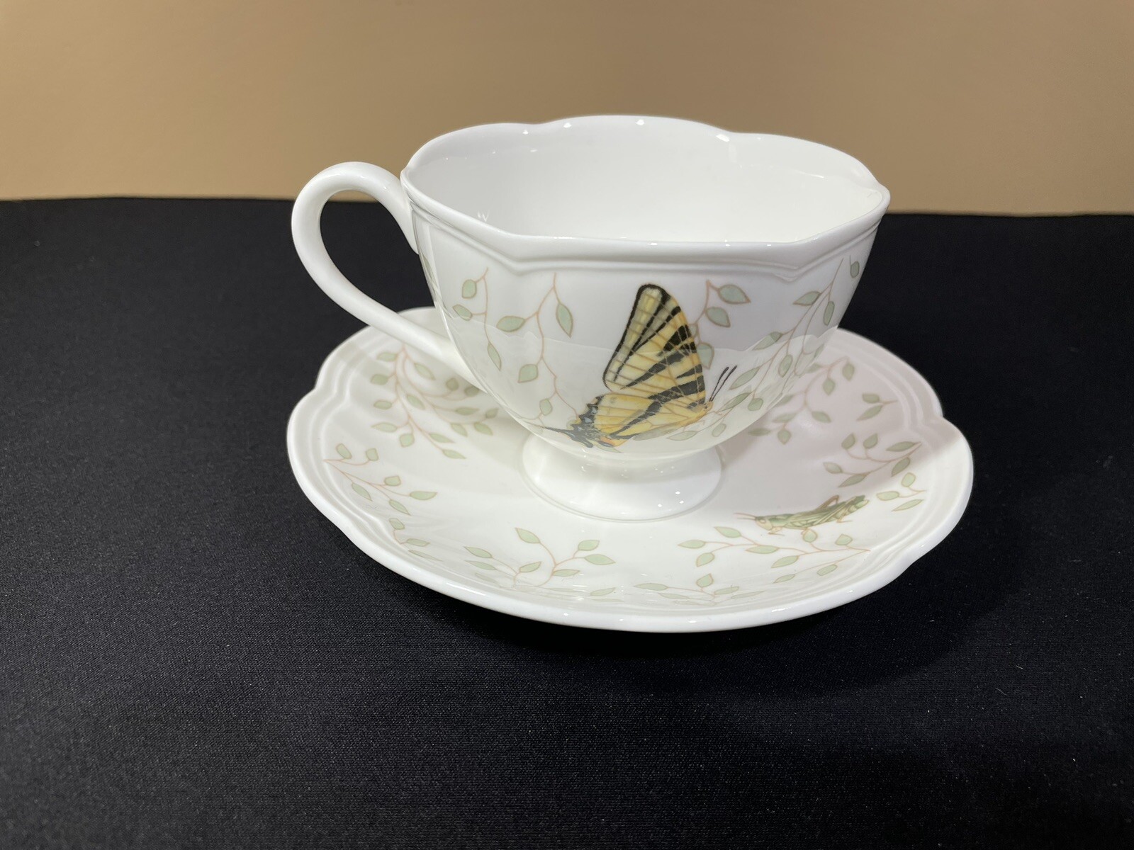 Lenox Butterfly Meadow Tea Cup and Saucer Butterfly Ladybug Grasshopper ...