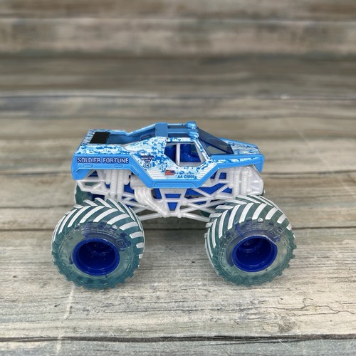 Monster Jam Soldier Fortune Spin Master Ice Truck 1:64 Walmart ...