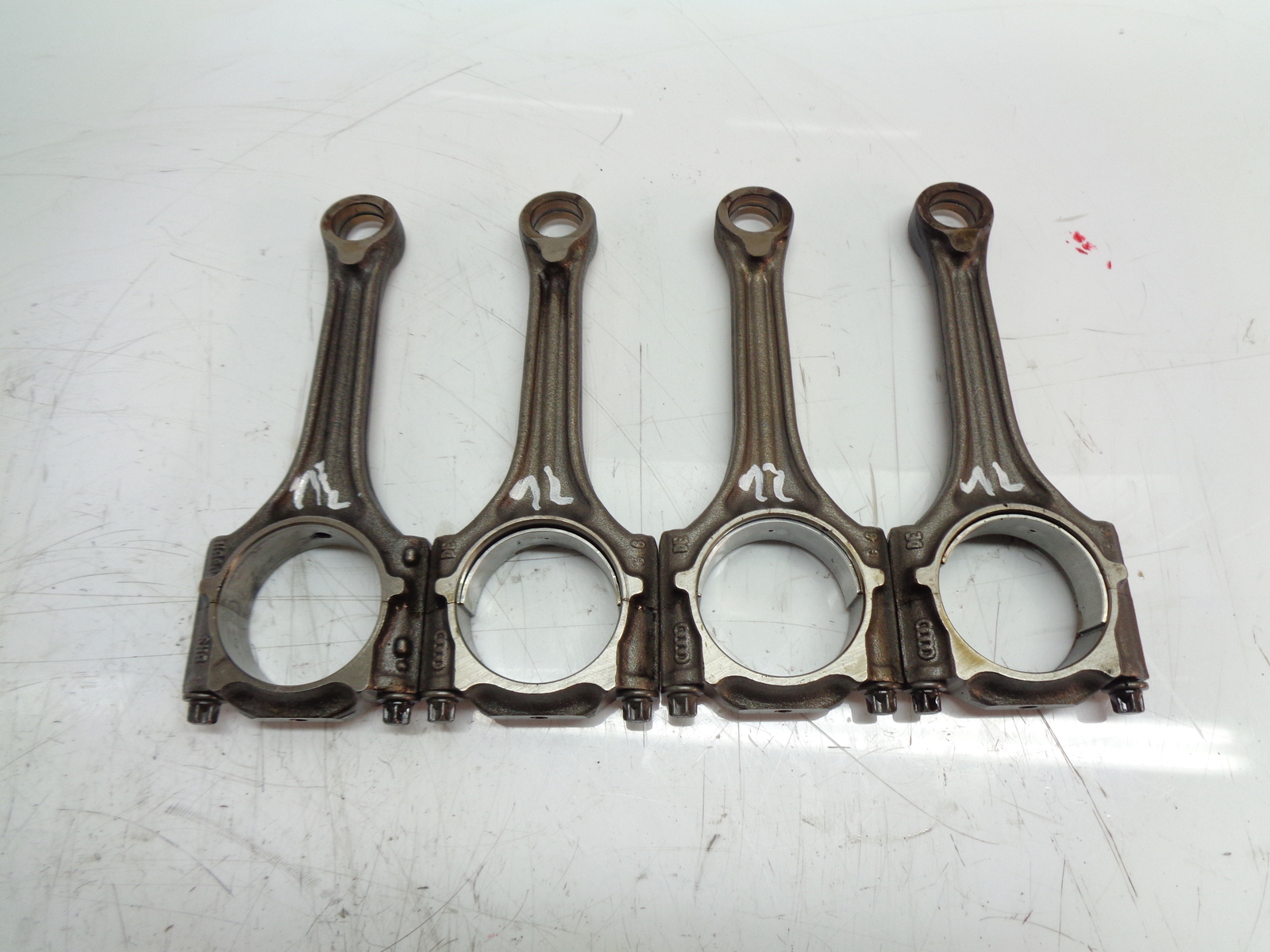 4x Pleuel Pleuelstange Audi Seat Skoda VW A3 Altea XL Toledo Leon 2,0 ...