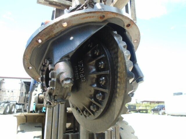 FREIGHTLINER COLUMBIA REAR DIFFERENTIAL ASSEMBLY RATIO 3.36 PART NO ...
