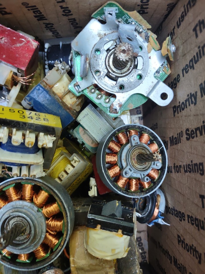 Scrap Copper Motors / Transformers 27 Pound Box. Copper Recovery ...