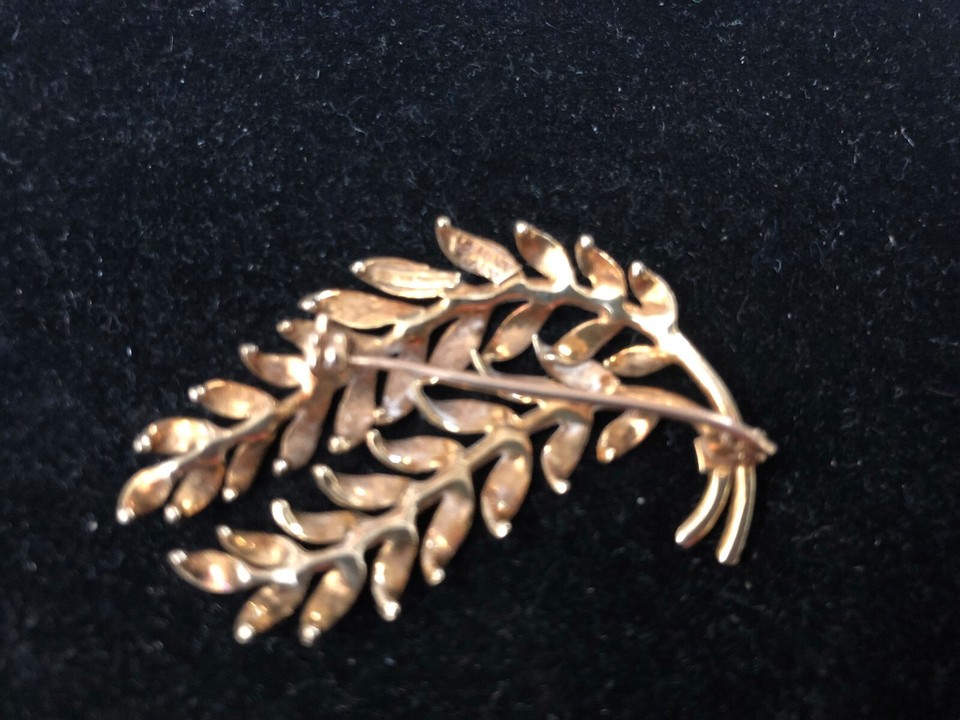 Vintage Tiffany & Co 18K Gold Detailed Textured Dual Fern Leaves Brooch ...