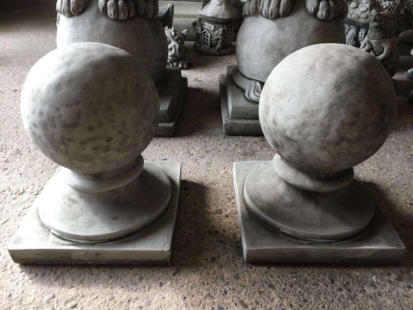 Garden stone pillar post tops,Ball finals,Post pier caps,Copings,drive ...