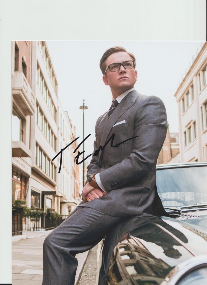 8X10 PHOTOGRAPH HAND SIGNED AUTOGRAPH - TARON EGERTON KINGSMAN | eBay