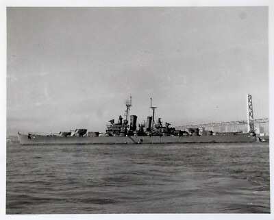 USS "St Louis" CL 49, american light cruiser in San Francisco Bay, 1946 ...