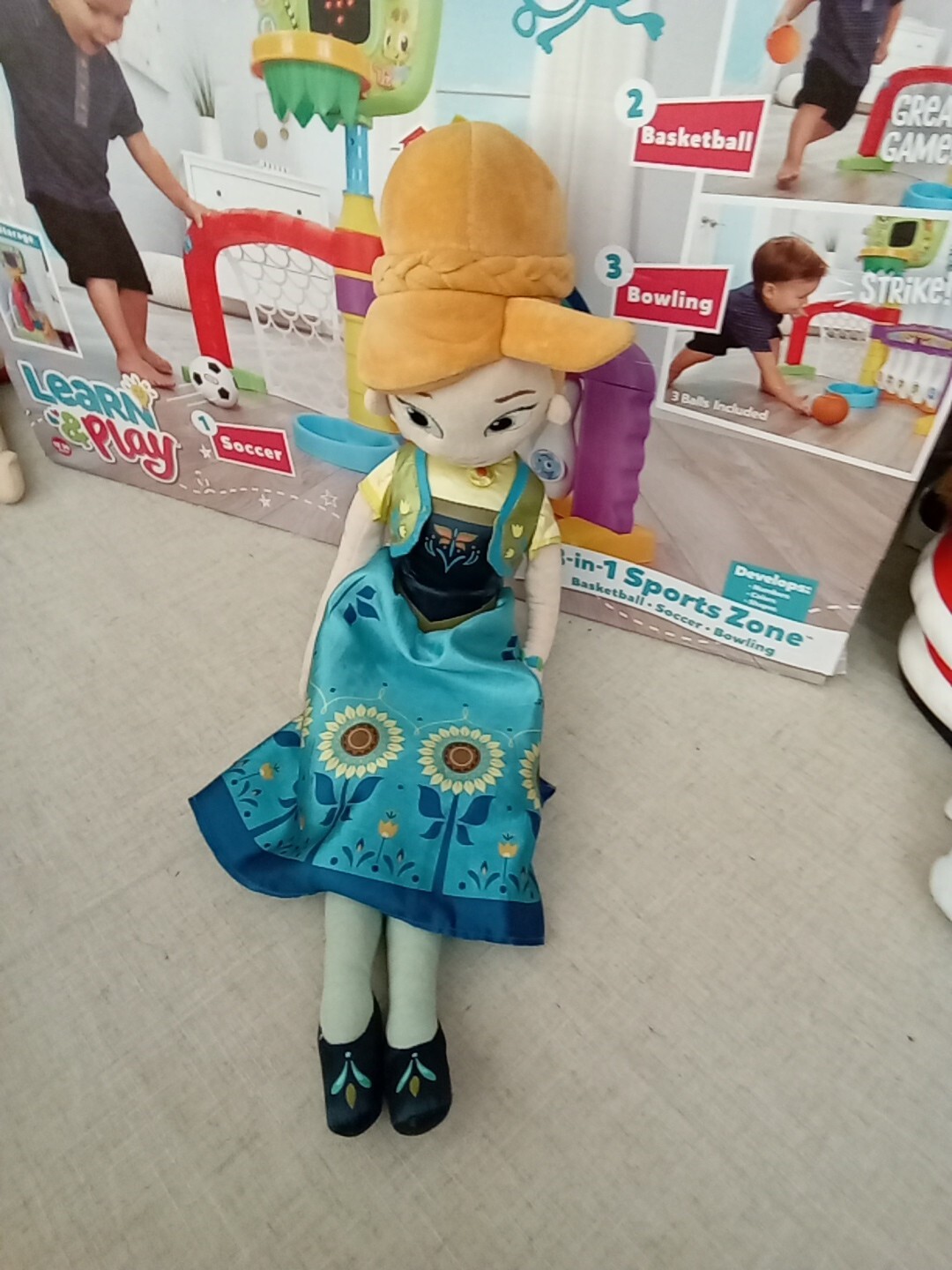 Disney Store Anna Frozen 22" Plush Stuffed Doll Sunflower Dress Frozen ...