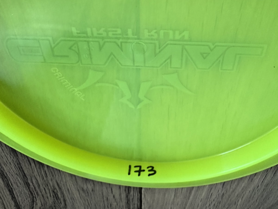 Dynamic Discs Lucid Criminal First Run Disc Golf 173g Yellow Driver Red ...
