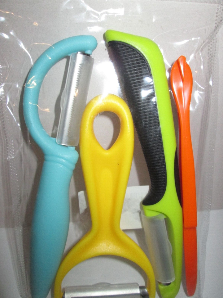 4 Piece Peeler Set Swivel Easy Grip Stainless Steel New in Package ...