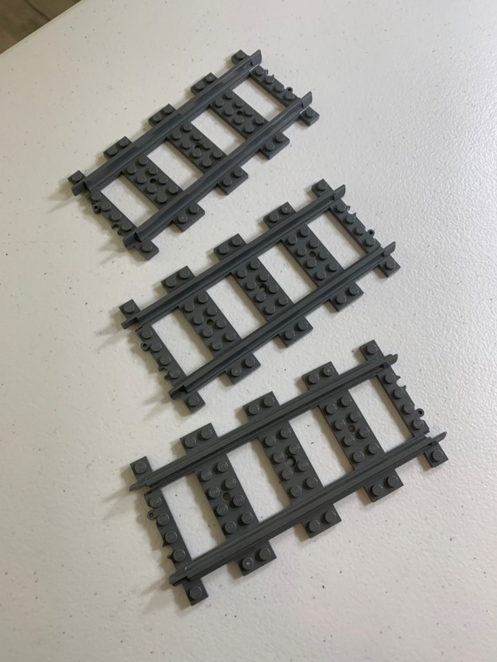 MOC Lego set 10194 Emerald Night Train – Black & Dk red - Motor Reduced ...