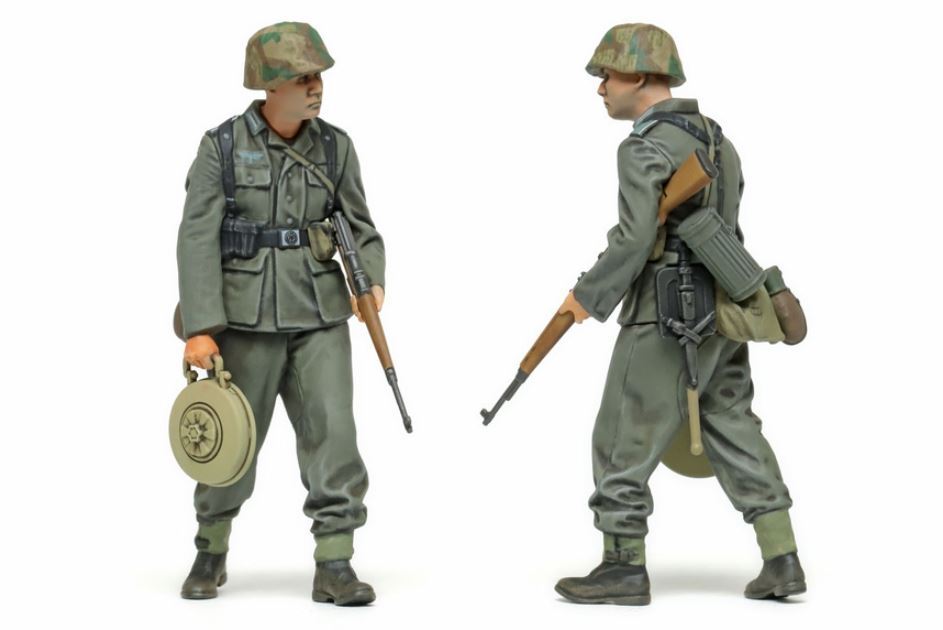 Tamiya 35382 WWII German Infantry Set Late War 1/35 Scale Plastic Model ...