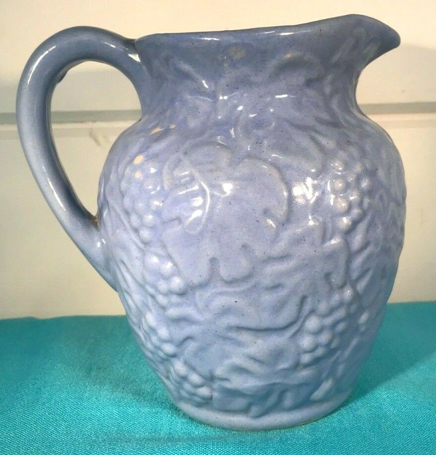 Uhl Pottery Yellow Ware Stoneware Grapes & Leaves blue glaze 183 milk ...