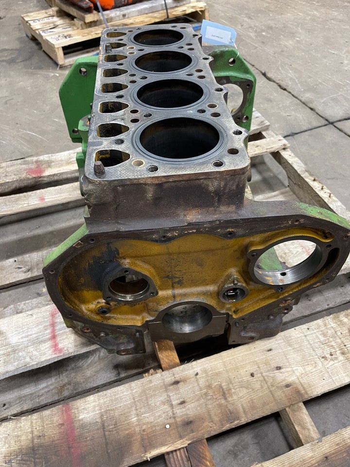 John Deere 3010 Tractor Engine Block R26150R | eBay