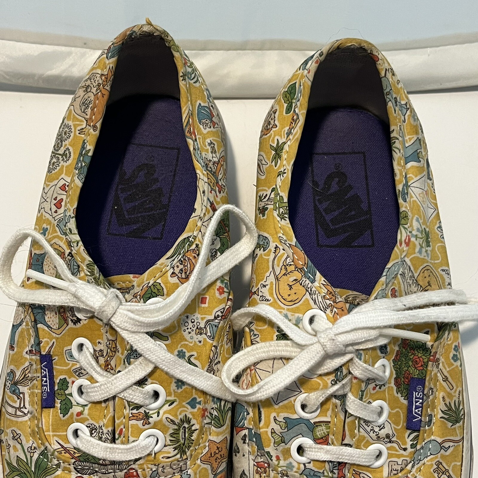 Vans Liberty Of London 2015 Collab Alice In Wonderland Sneakers Women 7 ...