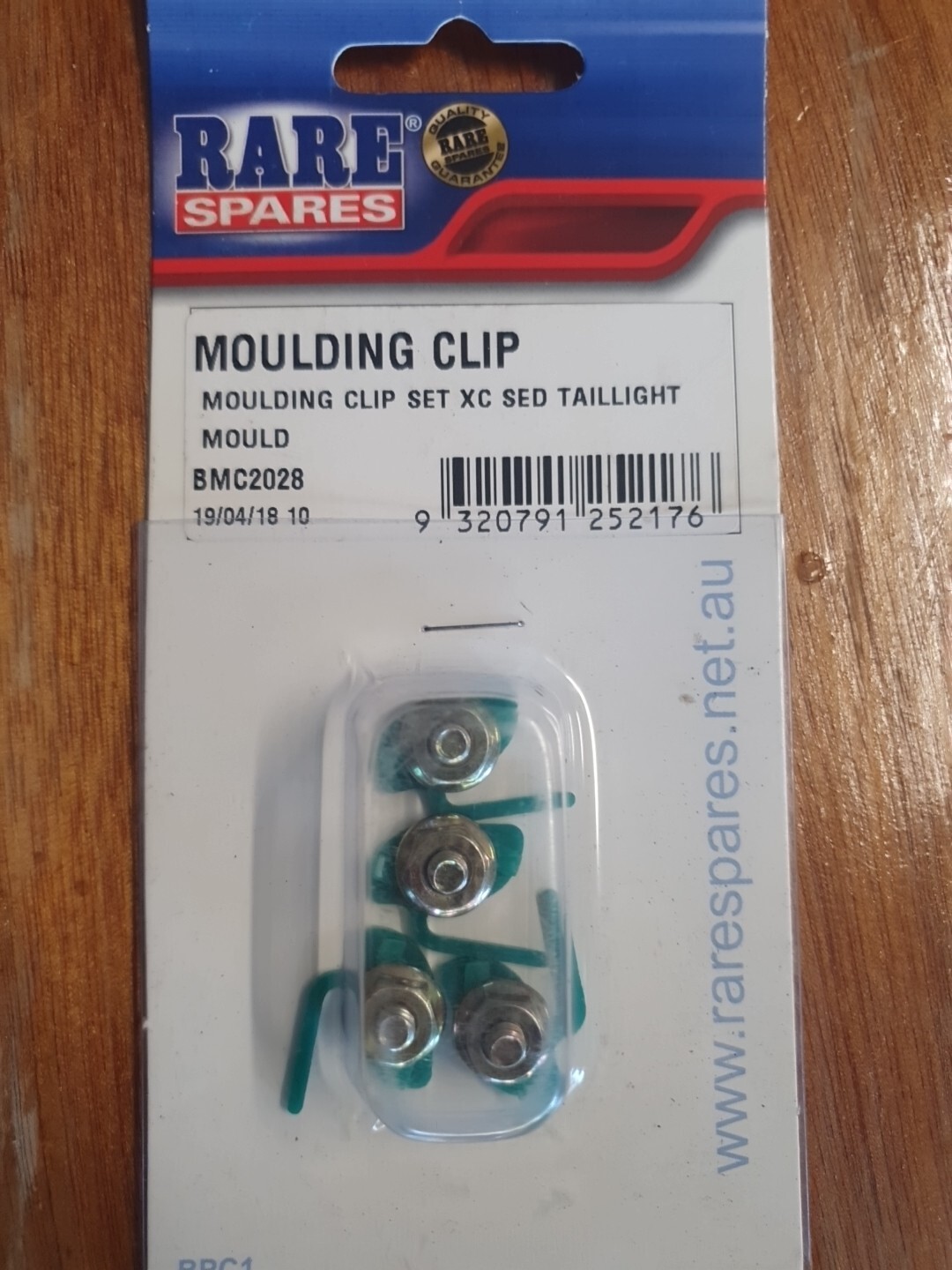 Moulding Clip Kit XC Sedan Tail light Mould | eBay