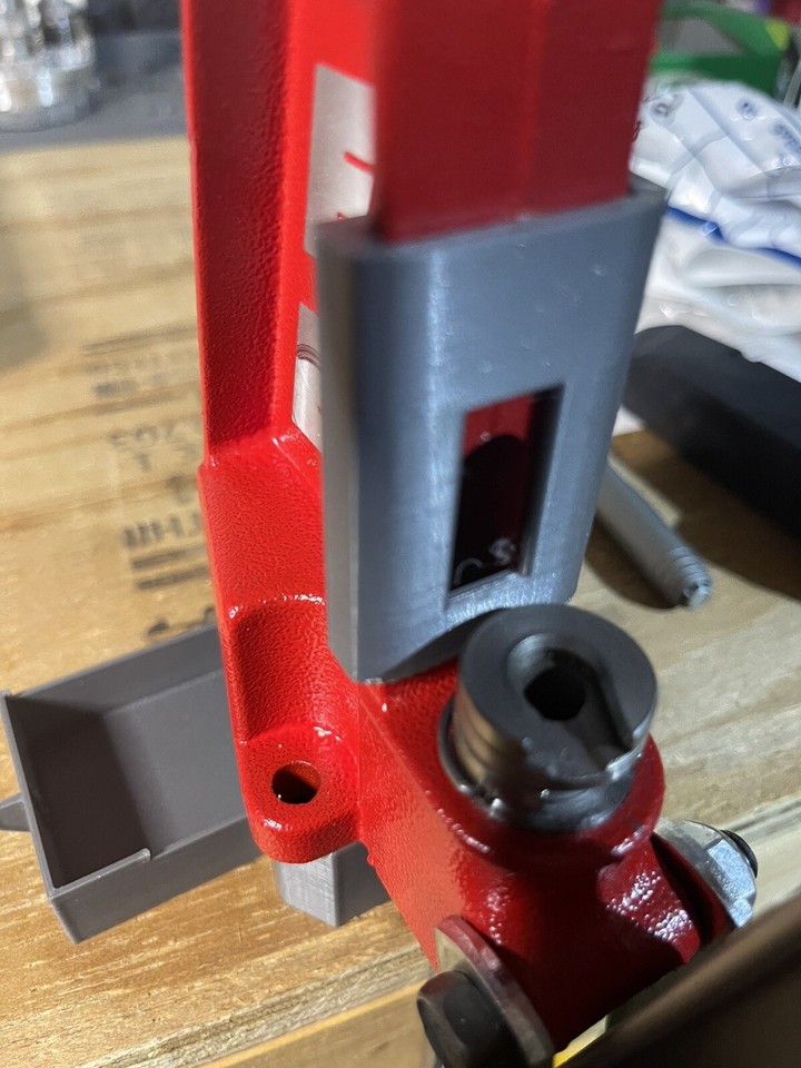 LEE Precision Single Stage Classic Cast Press Primer Catcher Kit ...