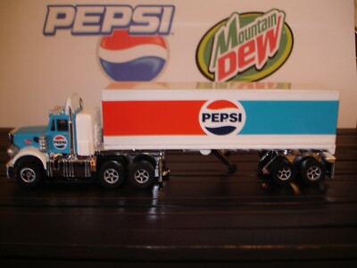AUTO WORLD ~ Peterbuilt Pepsi Racing Rig with Trailer ~Also Fits AFX ...