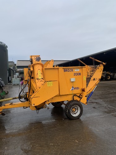 Bel air brick straw bedder/blower, farming, agriculture, Kuhn, mchale ...