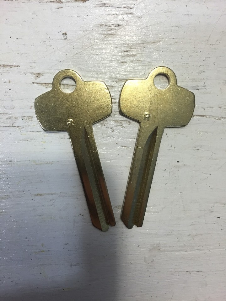 Lot of 2 Best, Arrow, Falcon Blank Key for R Keyway - US Lock brand | eBay