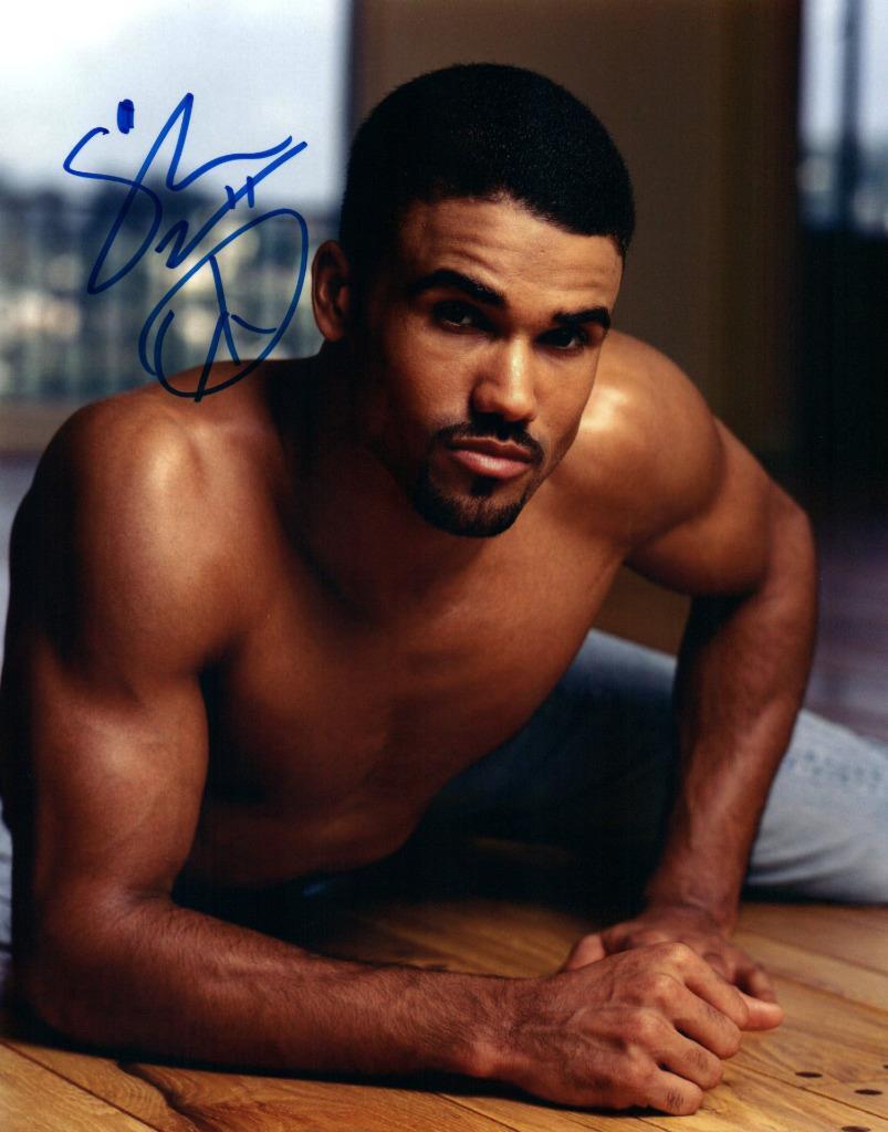 Shemar Moore Autographed 8x10 Photo Signed Picture Pic Nice + COA | eBay