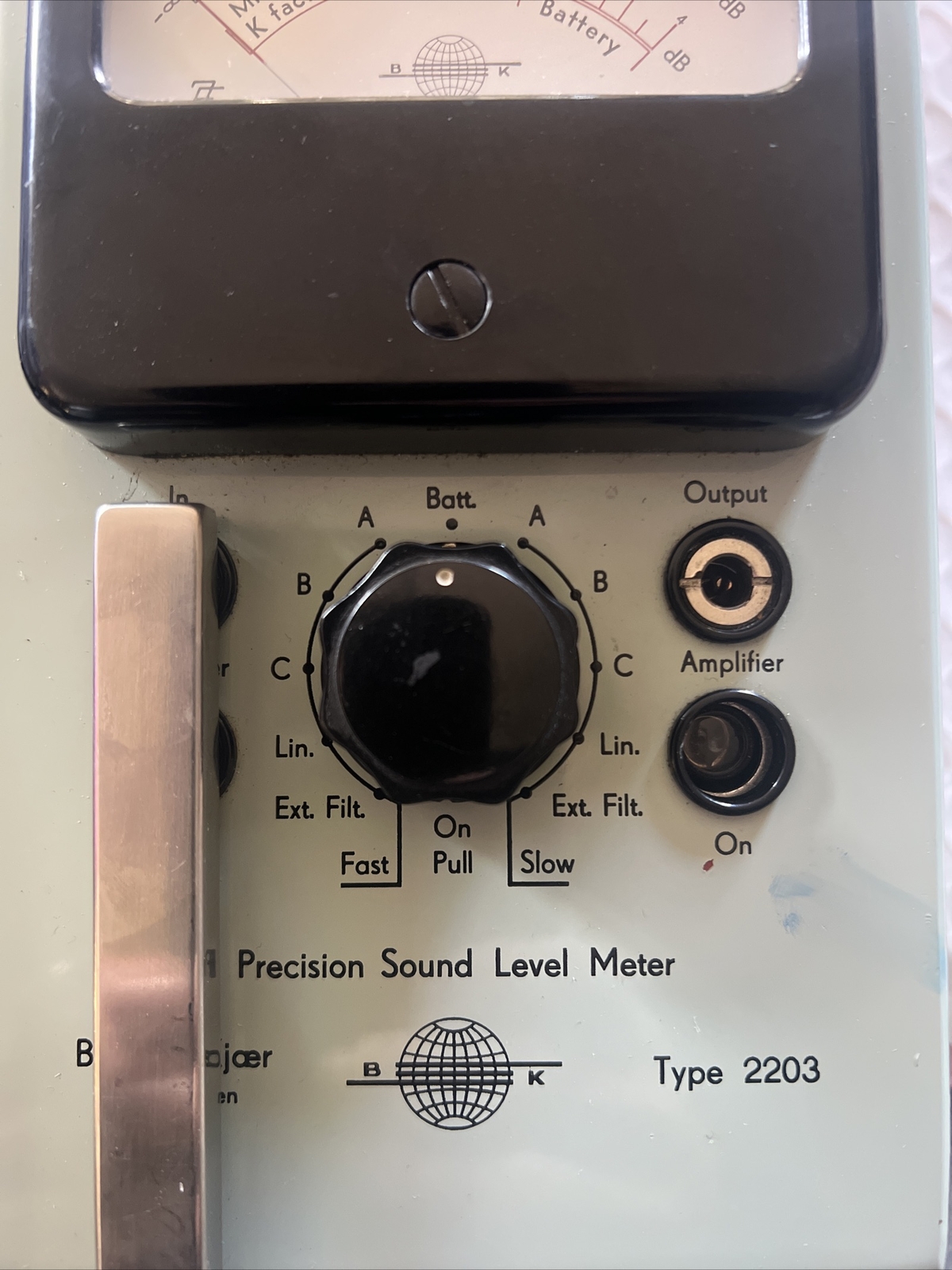 Bruel & Kjaer 2203 Precision Sound Level Meter / 1613 Octave filter WE ...