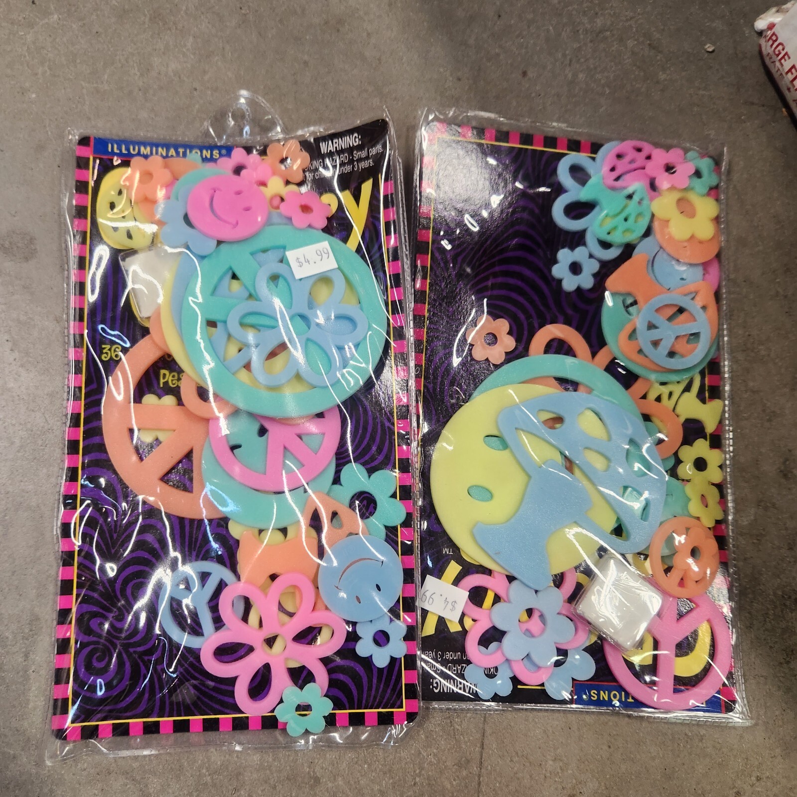 Illuminations Lot Of 2 Vintage 90’s Glow in the Dark Groovy Glow ...