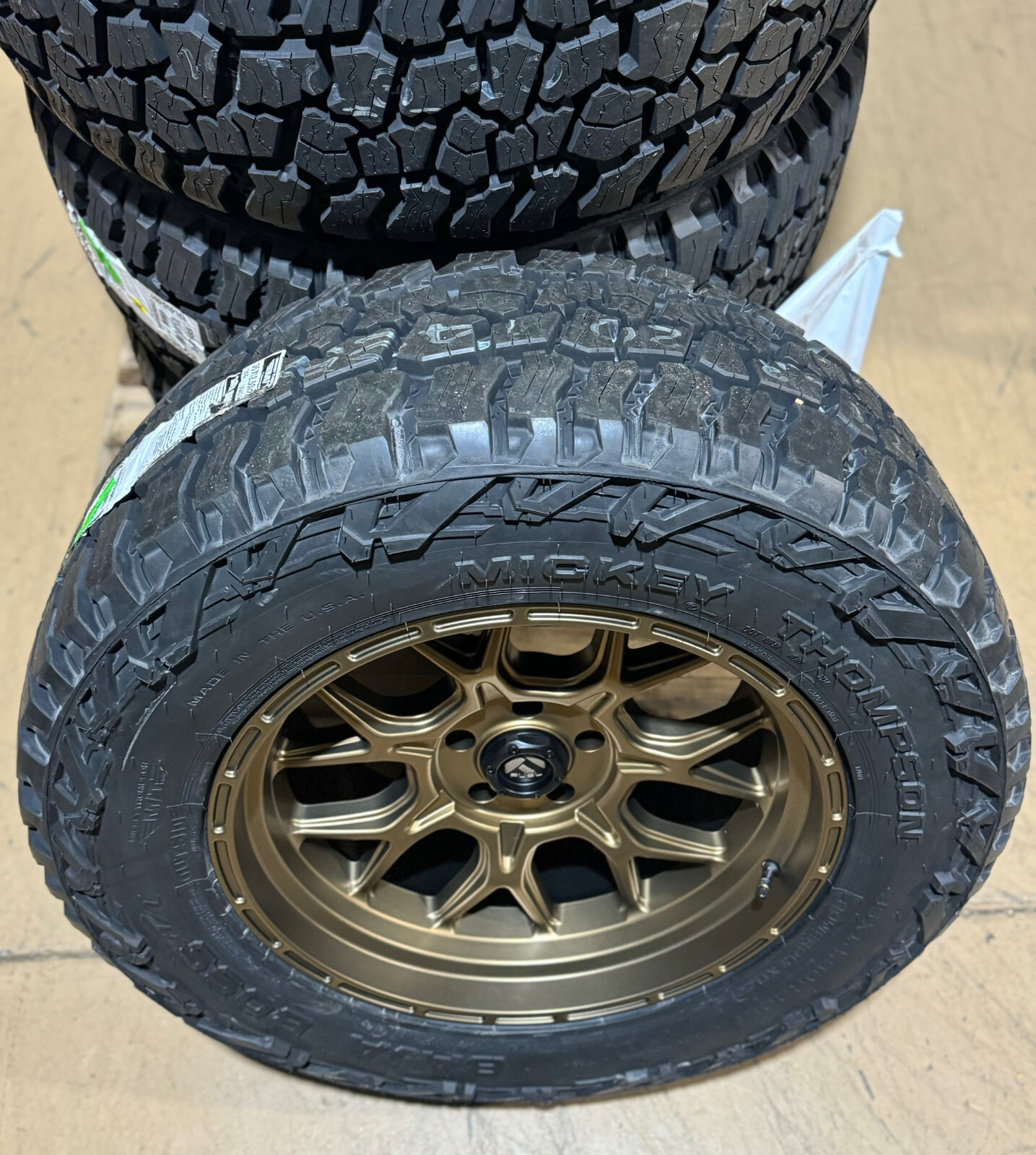 20x10 Fuel Tech Bronze Wheels 35" Baja Boss AT Tires 5x5 Jeep Wrangler ...