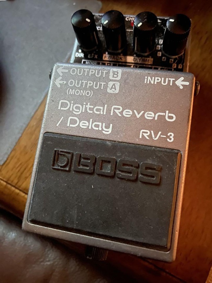 BOSS RV-3 Digital Reverb Delay Pedal - Used - Unique Sound | eBay