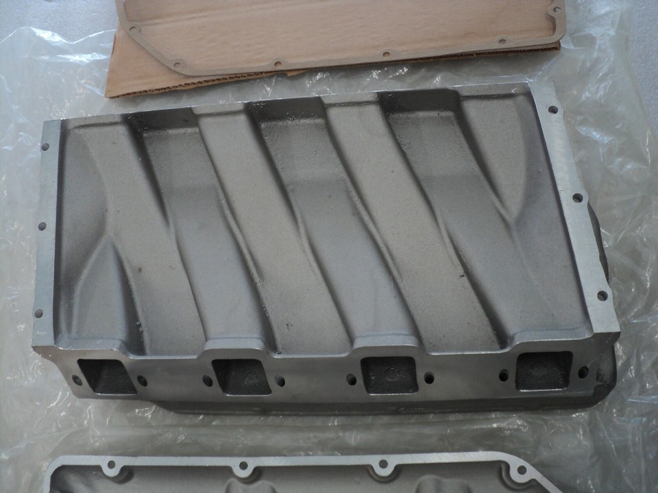 Edelbrock 426 Hemi 2x4 BBL Inline Intake Manifold | NOS | Aftermarket ...