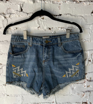 GB Jean Shorts Medium Washed with patter accents size 7 | eBay