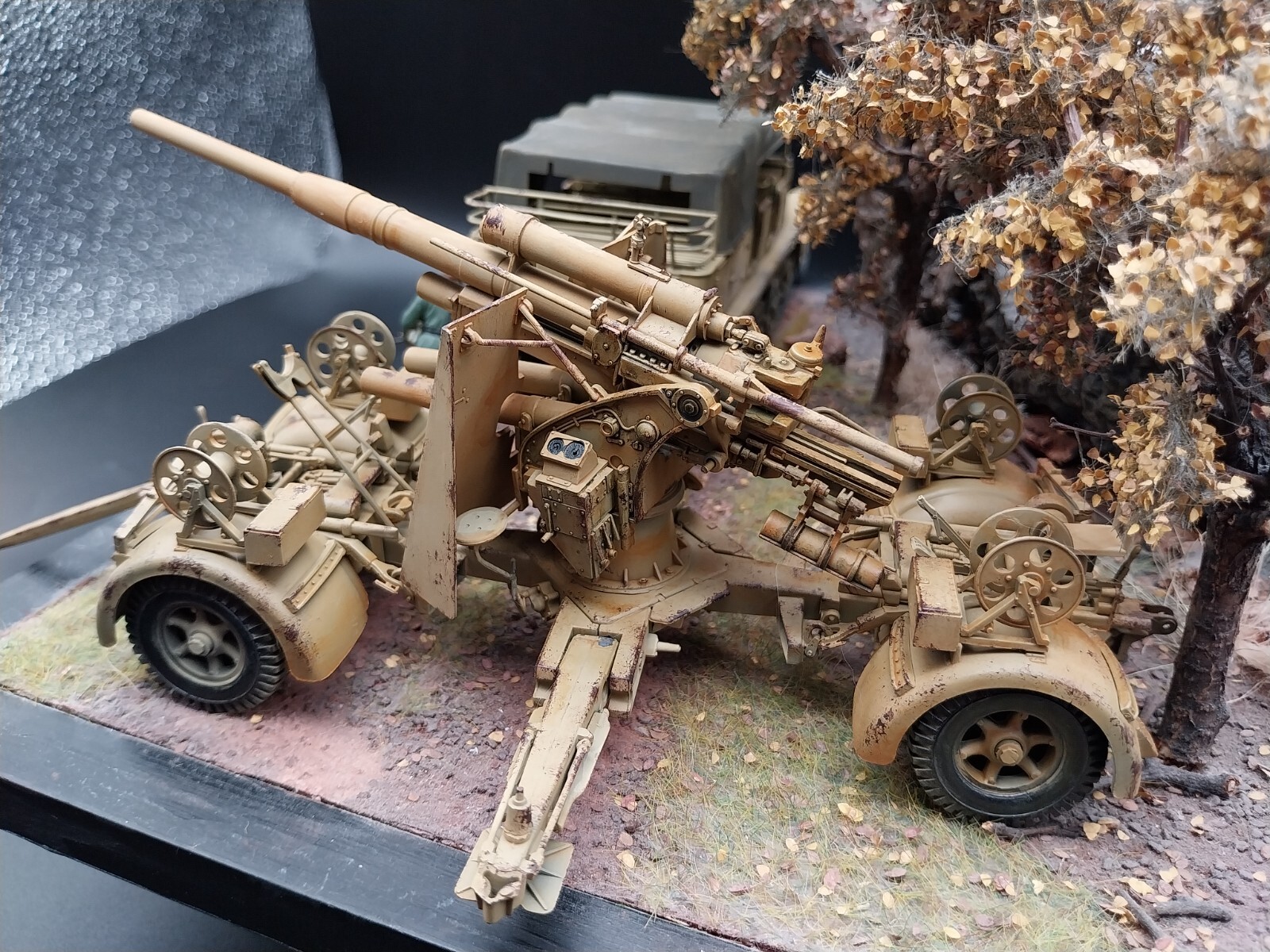 Tamiya 35017 German 88mm Gun Flak36/37 and Sd.Kfz.7 1:35 Built ...