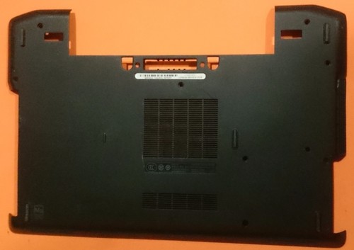 COUVERCLE INFÉRIEUR GRANDE PORTE DELL LATITUDE E6420 P15G 001 ...