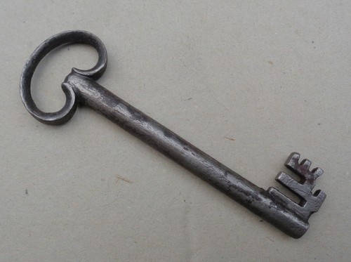 Very Nice Antique Hand Forged Skeleton Key 1700s Detecting Find | eBay