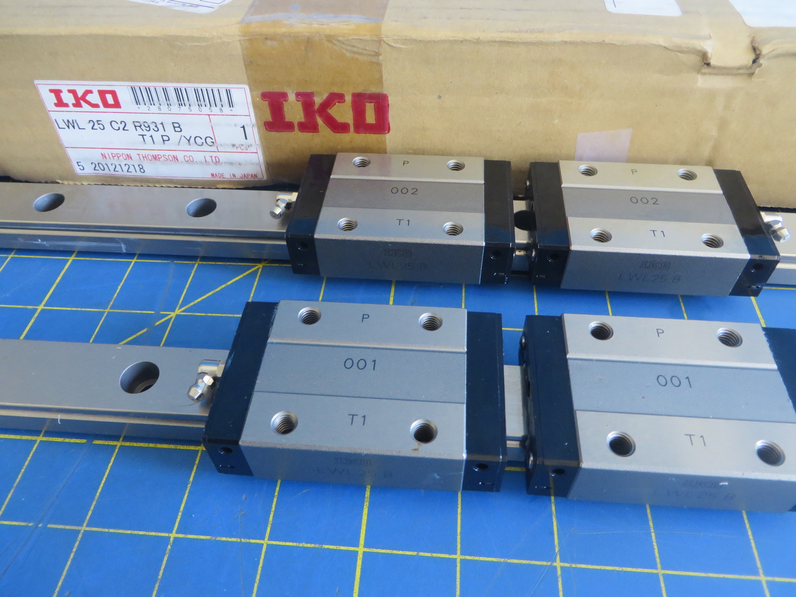 IKO LWL-25-C2-R931 Linear Rails w/ Bearings 25mm Width 931mm Length ...