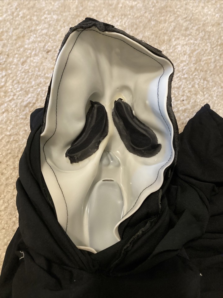 Ghostface EU Easter Unlimited Instant Quick Disguise Mask W/ Shroud ...