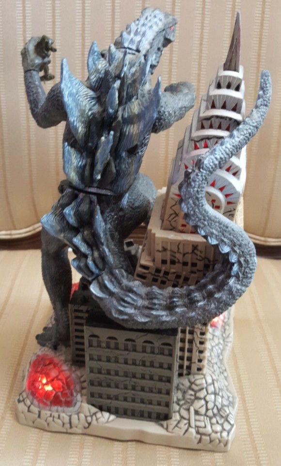 Godzilla Empire State Building Animated Bank Trendmasters Vintage 1998 ...